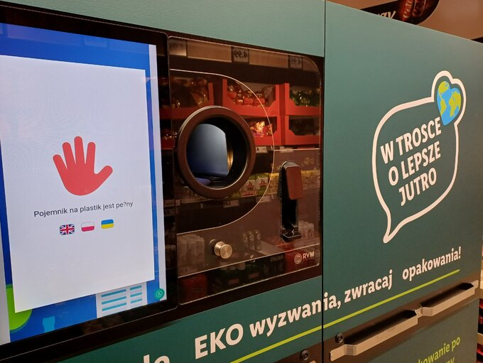Symbol marki Ikea po 30 latach przejdzie zmiany. Firma wycofuje ...